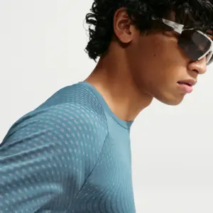Nike Stride Aero-fit Short-sleeve Running Top