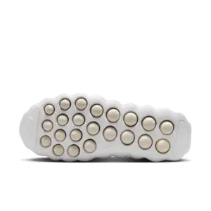 Nike Mind 002 Pregame Shoes