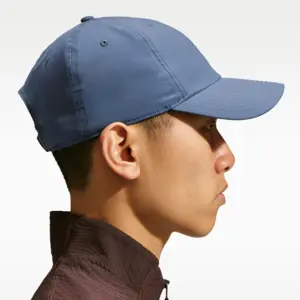 Nike Dri-fit Club Unstructured Metal Swoosh Cap
