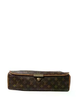 LOUIS VUITTON Beaubourg Messenger Bag
