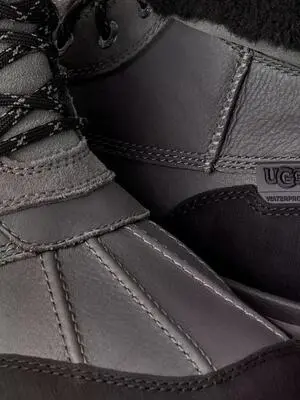 UGG Adirondack Boots Xxv