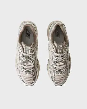 NEW BALANCE Sneakers 740