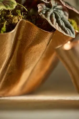 TERRAIN Metallic Ruffle Handkerchief Planter