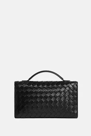 Bottega Veneta Andiamo Clutch 25