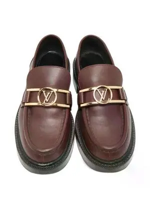 LOUIS VUITTON Academy Leather Loafers