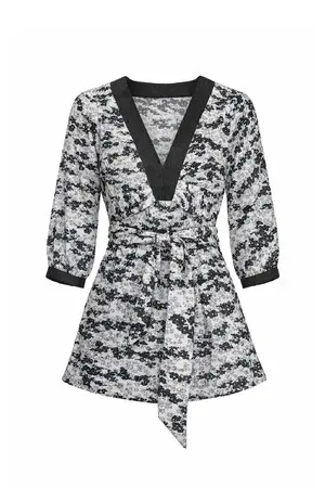 CONQUISTA Printed V-neck Top With Contrast Trim & 3/4 Sleeves - Grey