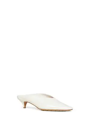 Bottega Veneta Alabaster Shiny Leather Vesta Mule Pumps - Multicolor