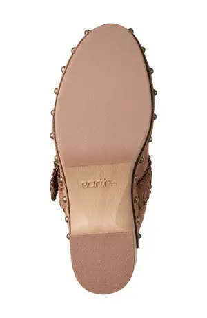 Earth Gilly Leather Clog - Medium Brown