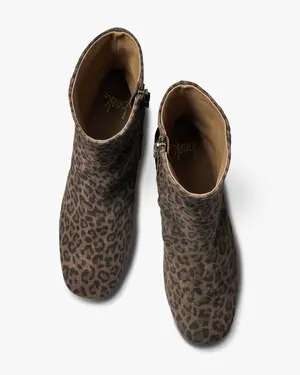Beek Raven Suede Boots