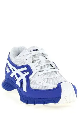Comme Des Garçons Lace-up Sneakers