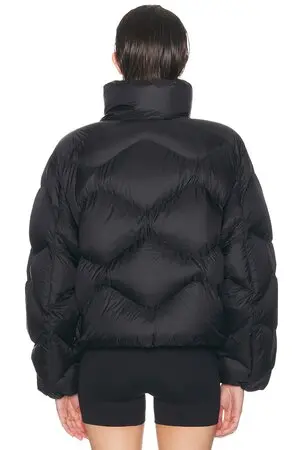 Lululemon Featherweight Cropped Quilted Puffer Jacket