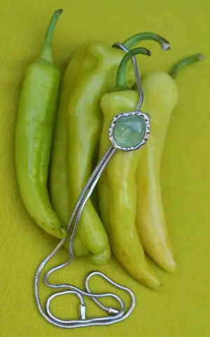 BOLOLA The Lola In With Prehnite