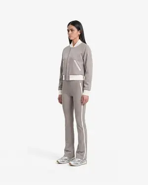 ALPENHAUS Women’s Liorel Cropped Bomber - Stone