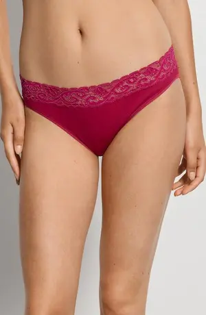 Hanro Moments Cotton High Cut Brief - Light Sangria
