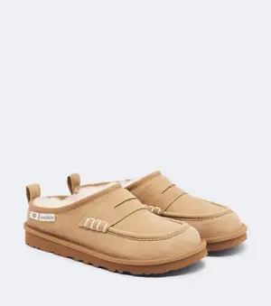 JW Anderson X Ugg Shearling-lined Suede Mules - Beige