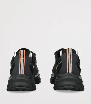 Off-White Be Right Back Trail Sneakers - Black