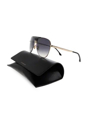Victoria Beckham Sunglasses With A Sleek Aviator Shape
