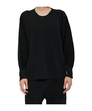 Issey Miyake Long-sleeve Knit Top