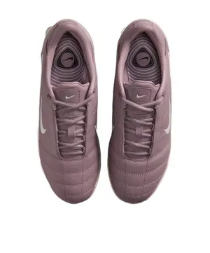 Nike 90