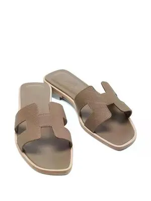 Hermès Oran Leather Sandals