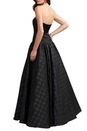 Mac Duggal Women’s Strapless Checkered Drop Waist A Line Gown