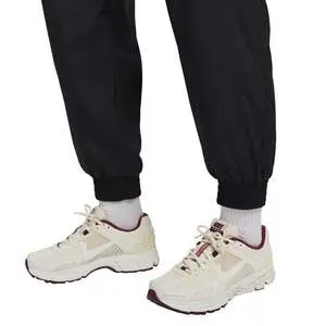 Nike Uv Protection Woven Athletic Jogger