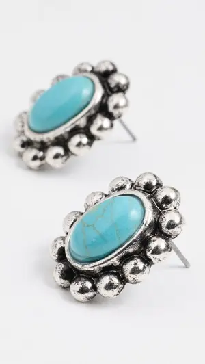 Shashi Lasso Studs
