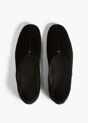 Khaite Jane Flat In Velvet