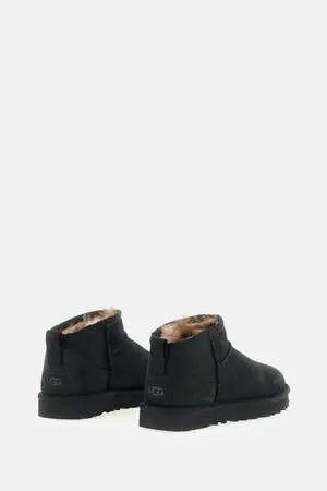 UGG Stivaletti Classic Ultra Mini In Nubuck