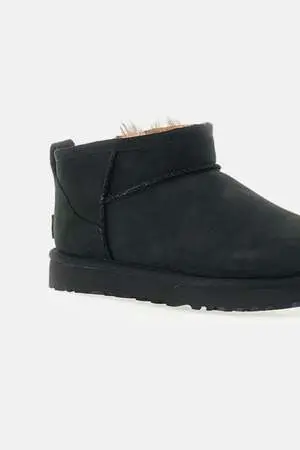 UGG Stivaletti Classic Ultra Mini In Nubuck