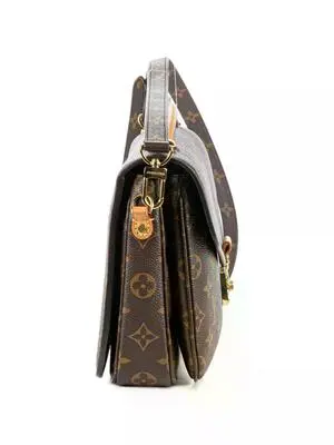 LOUIS VUITTON Pochette Metis Monogram Shoulder Bag