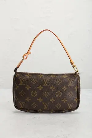 LOUIS VUITTON Monogram Pochette Accessoires Shoulder Bag