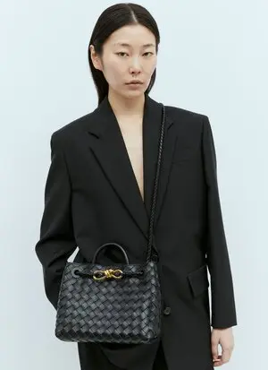 Bottega Veneta Small Andiamo Handbag - Black