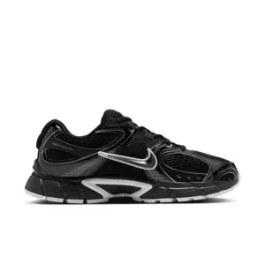 Nike V5 Rnr Shoes With Reflective Accents