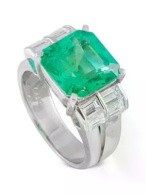 LB EXCLUSIVE Emerald And Diamond Ring