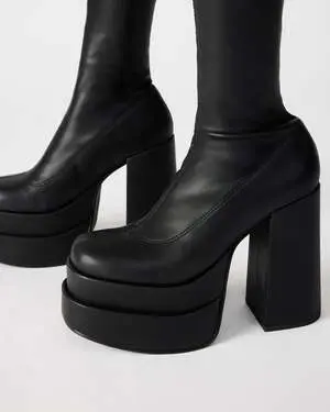 Steve Madden Cypress Block Heel Boots