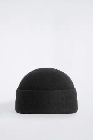 Cos Felted Wool Beanie Black