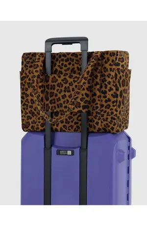 Baggu Small Cloud Carry-on