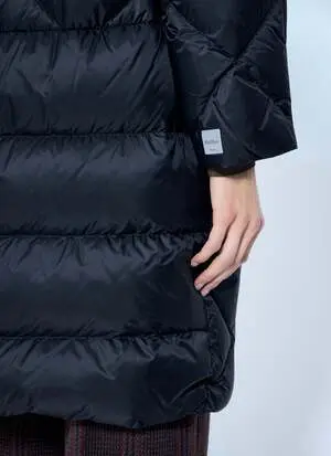 Max Mara Diamond-quilted Coat - Blue