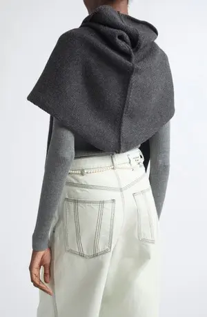 NACKIYE Queens Guard Wool & Cashmere Scarf