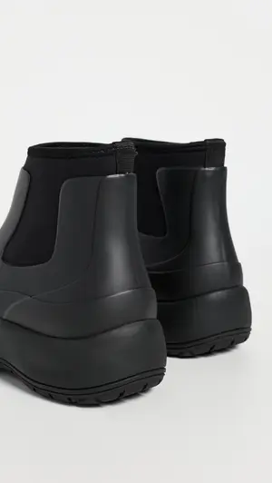 Rains The Dry Boots