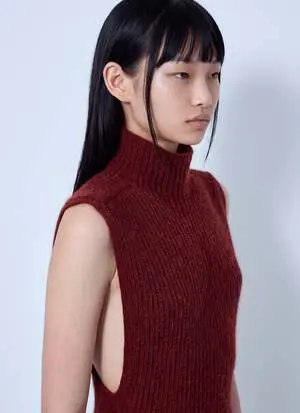 Max Mara Ribbed Sleeveless Turtleneck Top