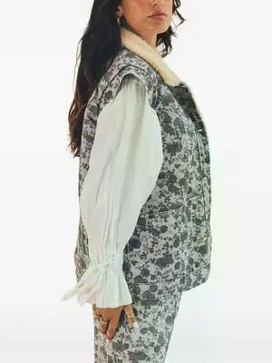 FAVORITE PEOPLE Golden Hour Floral-print Sherpa-collar Gilets