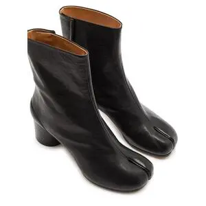 MAISON MARGIELA Glossed Grained Leather Ankle Boots