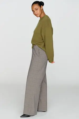 Good American Plus The Pull On Trousers Pants