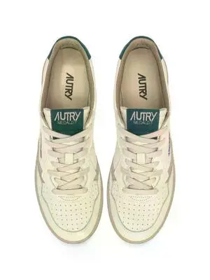 AUTRY Medalist Low Sneakers In Feather Grey And Dark Sea Leather
