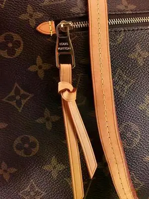LOUIS VUITTON Iena Monogram Canvas Mm Tote Bag