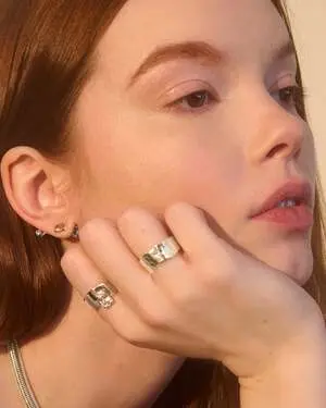 Lady Grey Cubic Zirconia Wade Ring - Silver