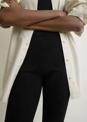 TOTEME Capri Knit Shorts - Black