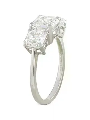 LB EXCLUSIVE Diamond Three-stone Ring